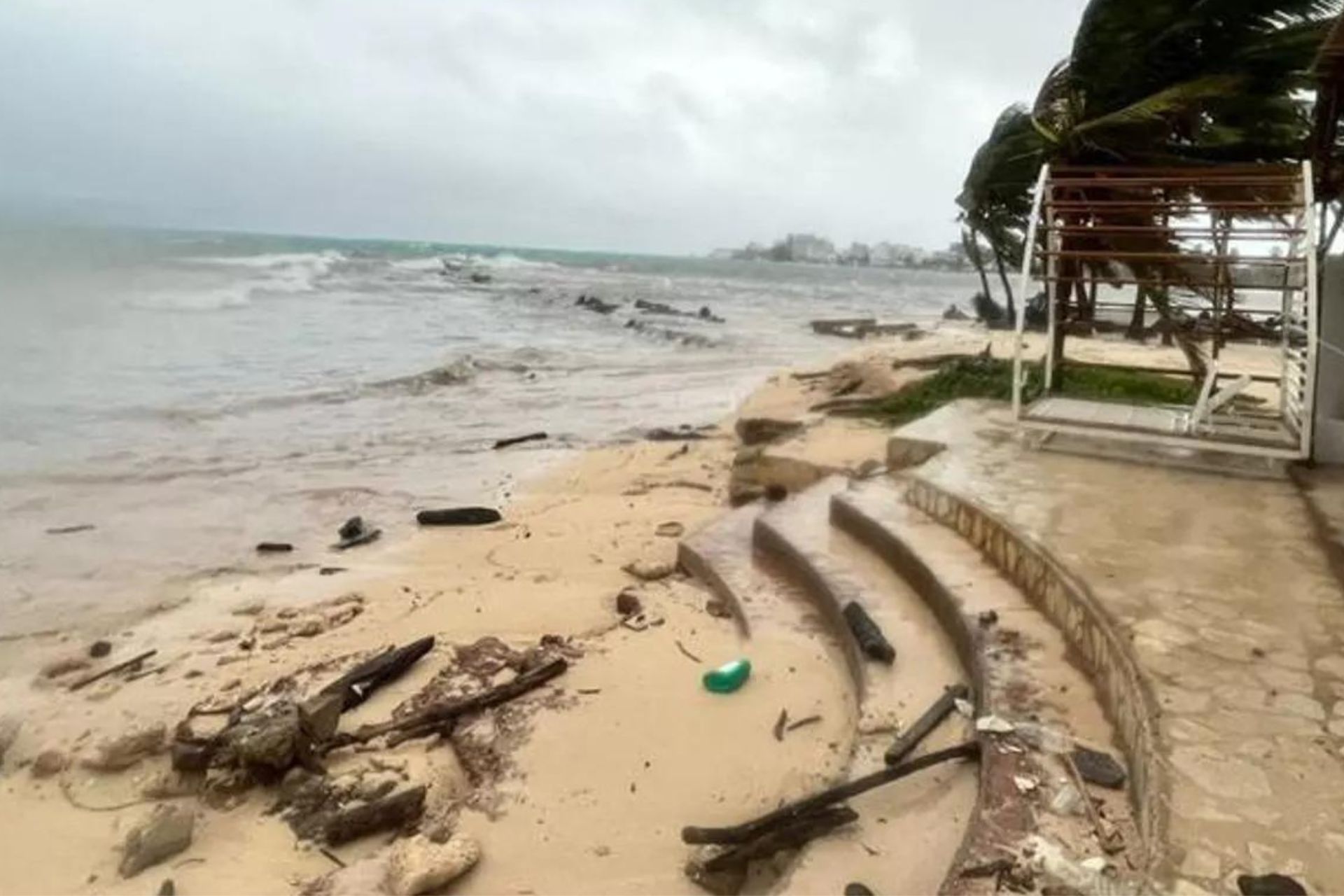 El huracán Julia entra en Nicaragua con vientos de hasta 140 por hora ...